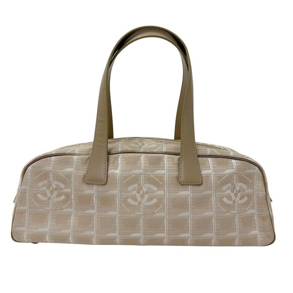 CHANEL | Bags | Chanel Cream Bag | Poshmark